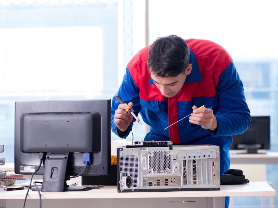 10 Mistakes to Avoid When Repairing a Liquid Damaged PC